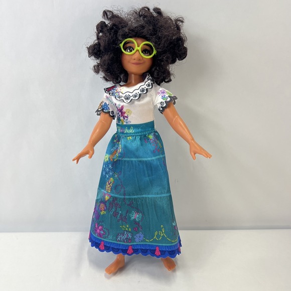 Disney | Toys | Maribel Disneys Encanto 1 Inch Posable Fashion Doll W ...